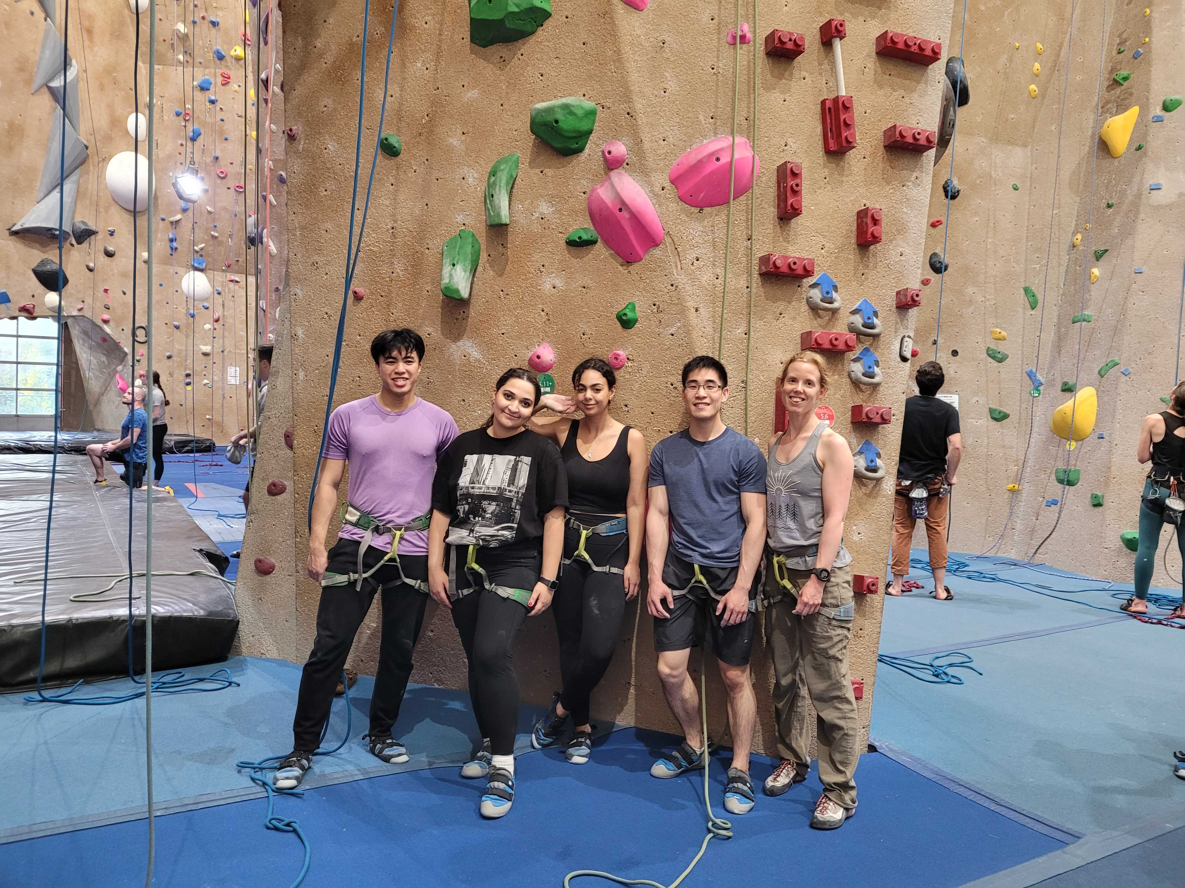 Lab Outing to Climb Base5! – Lee Lab